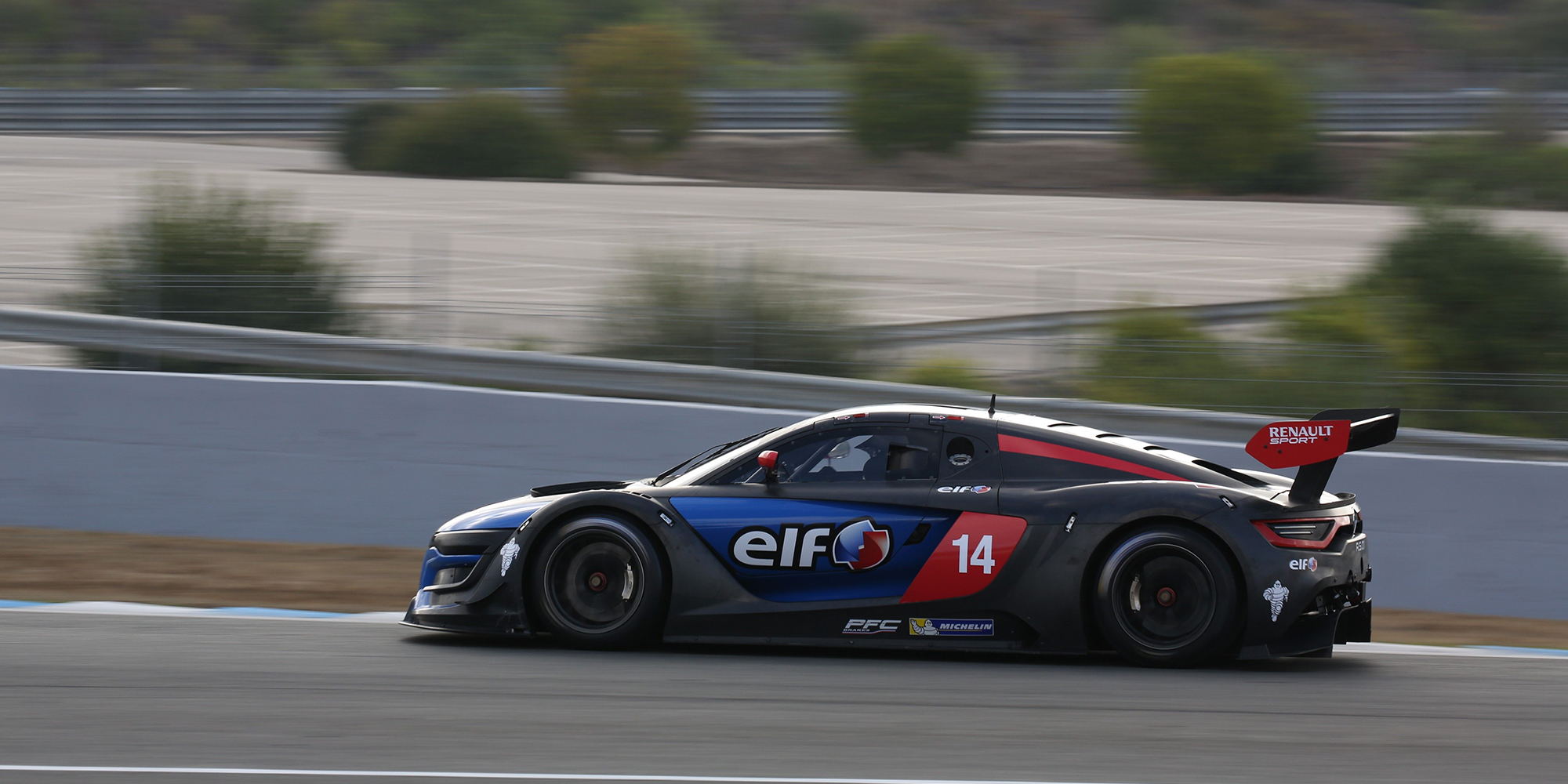 Rasante Rennaction mit dem Renault R.S.01 - Renault Welt