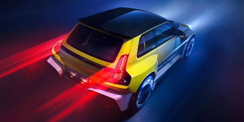 R-Link Store schließt: Das ändert sich für Nutzer/-innen - Renault Welt